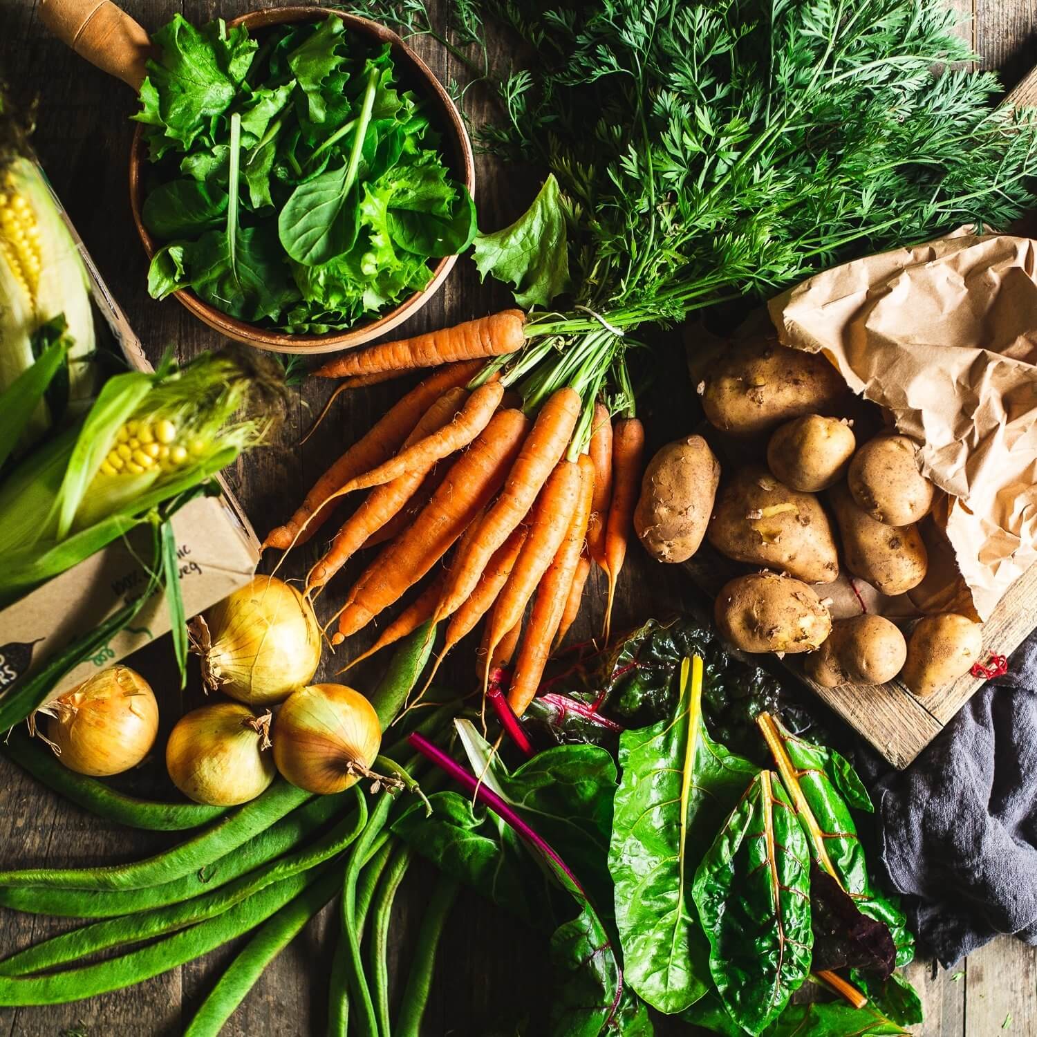 Organic 100% UK organic veg box - medium / Riverford