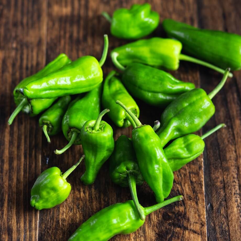 Organic Padron peppers 200g / Riverford