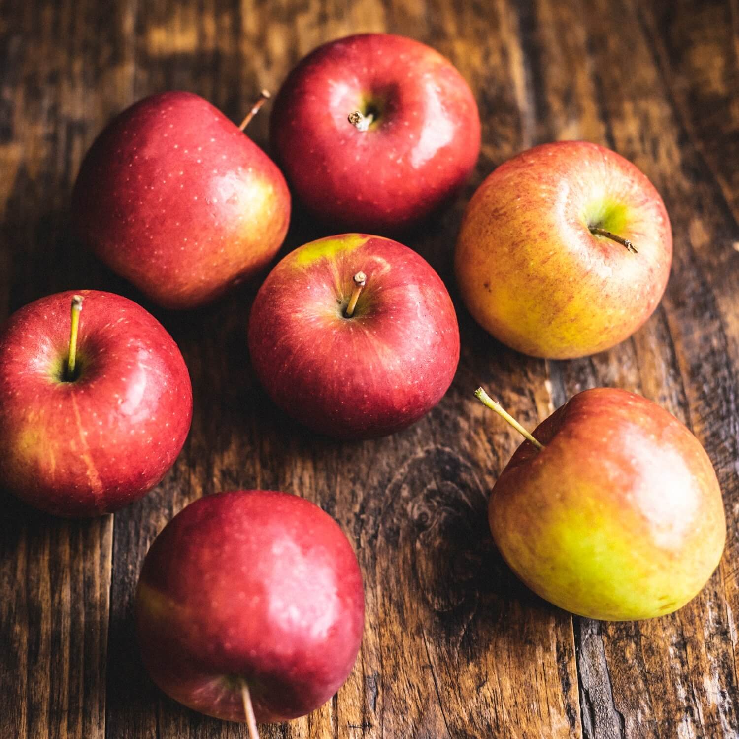 Organic Braeburn apples 750g / Riverford