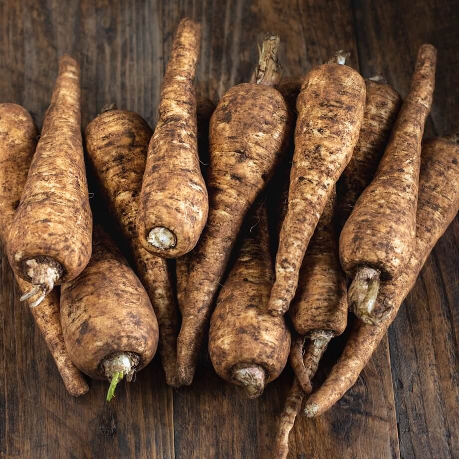 Organic Parsnips 2kg / Riverford