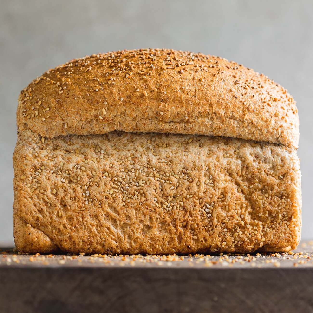 Organic Wholegrain bread 800g / Riverford