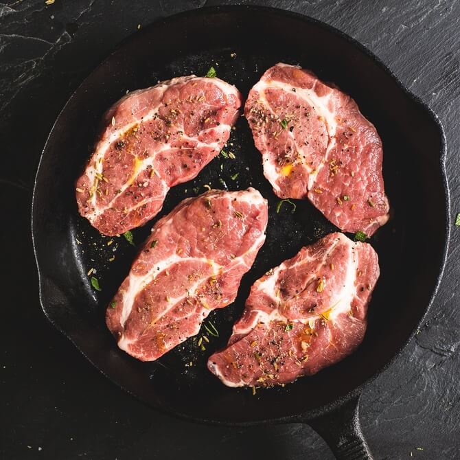 Organic Pork spare rib steaks 400g / Riverford