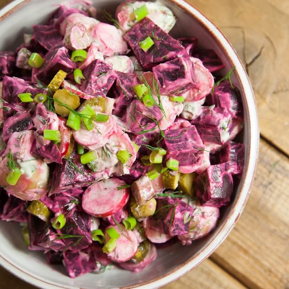 Organic Bunched rainbow radish / Riverford