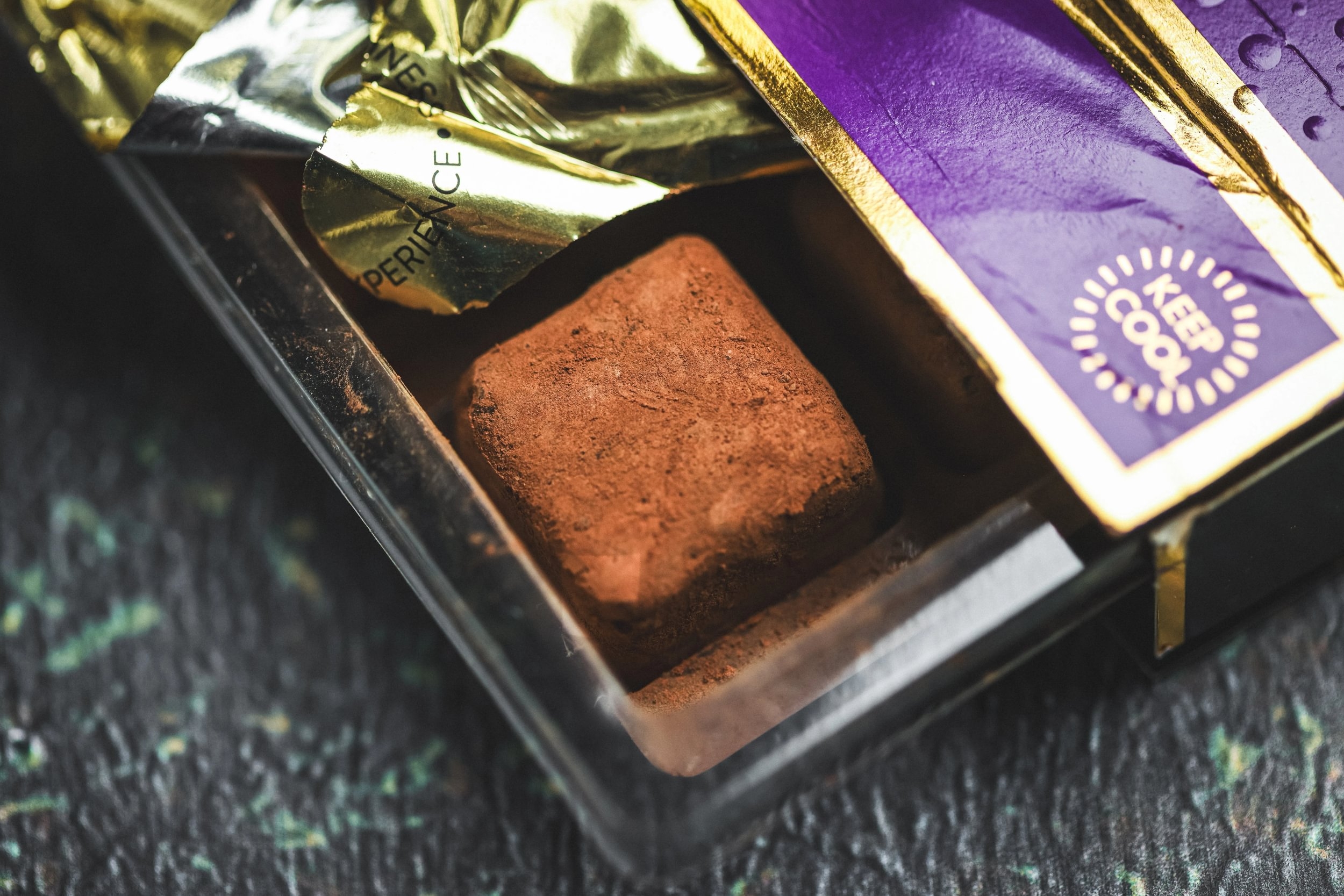 Organic Booja Booja Deeply Chocolate Truffles x8 / Riverford