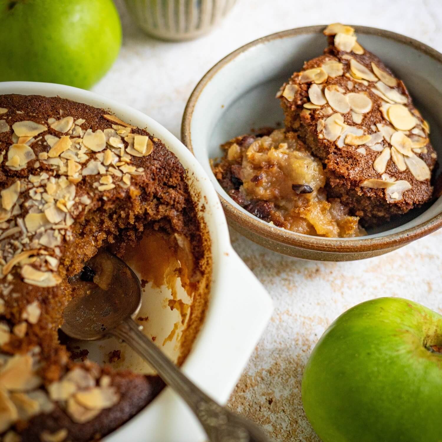 Organic Bramley apple pudding kit / Riverford