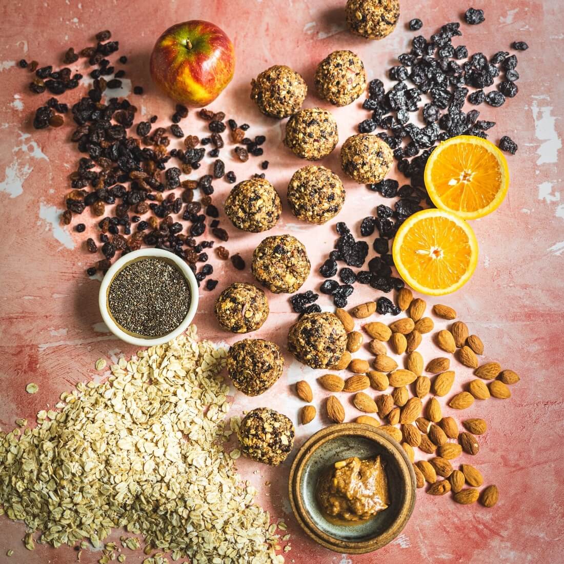 Organic Breakfast boost balls kit / Riverford