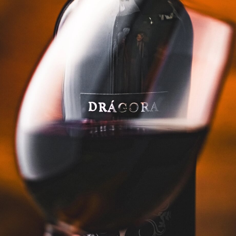Organic Vinos de la Tierra de Castilla Dragora Syrah wine 75cl / Riverford