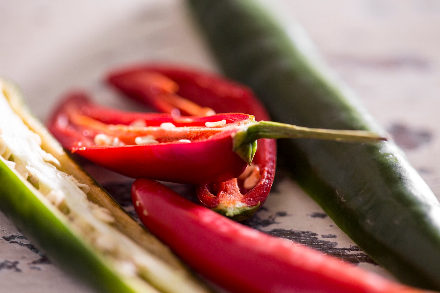 Organic Hot mixed chillies x3 / Riverford