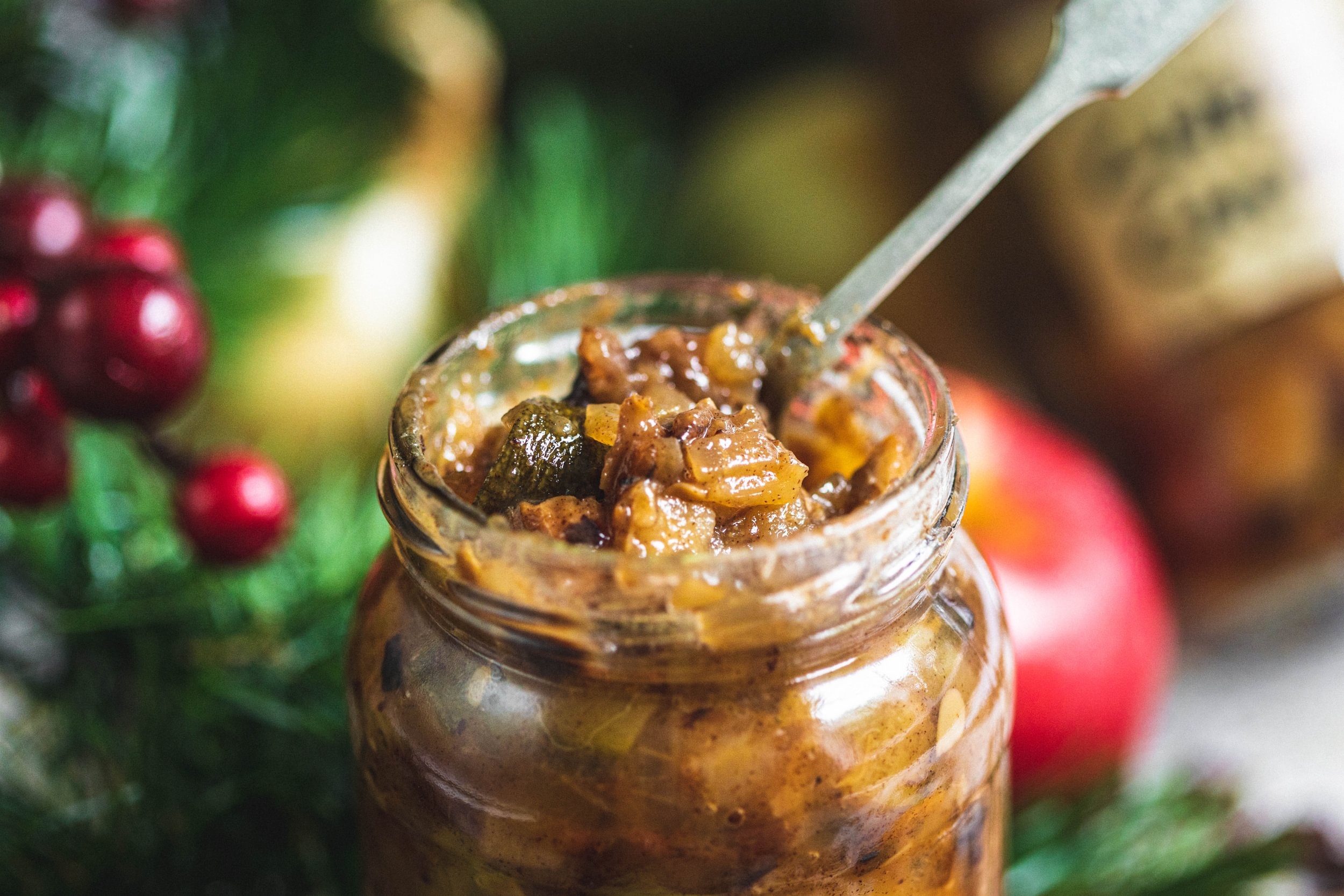 Organic Christmas chutney kit / Riverford