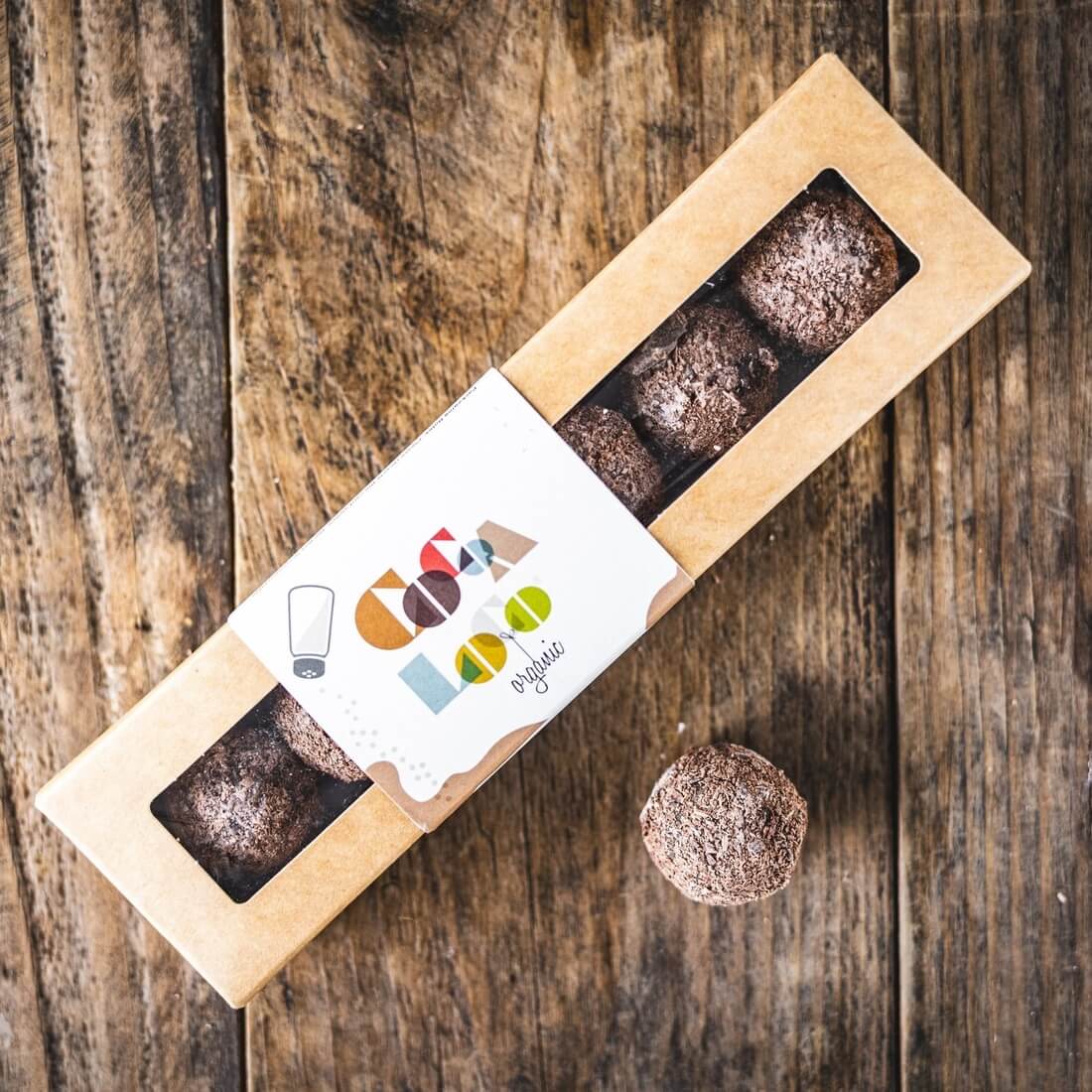 Organic Cocoa Loco dark & milk chocolate salted caramels 100g / Riverford