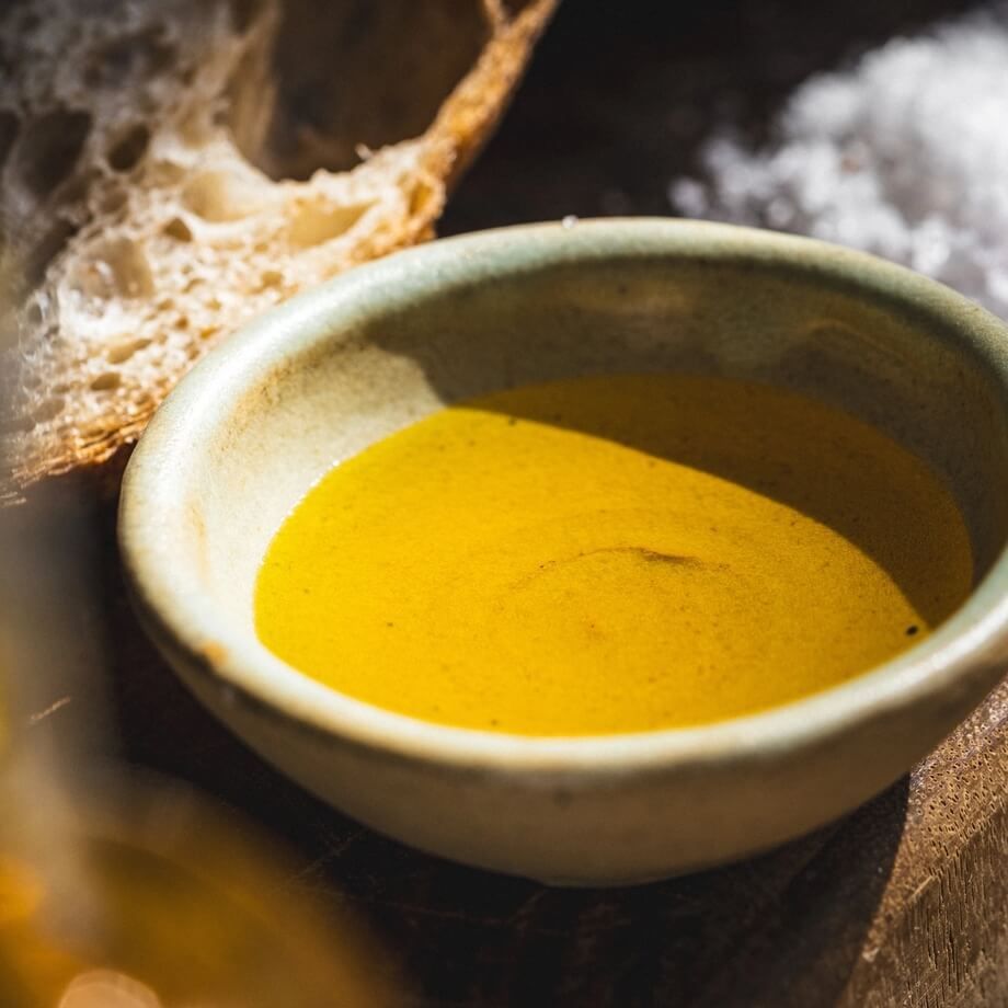 Organic ÒR-ganic Cold Pressed Rapeseed Oil 200ml / Riverford