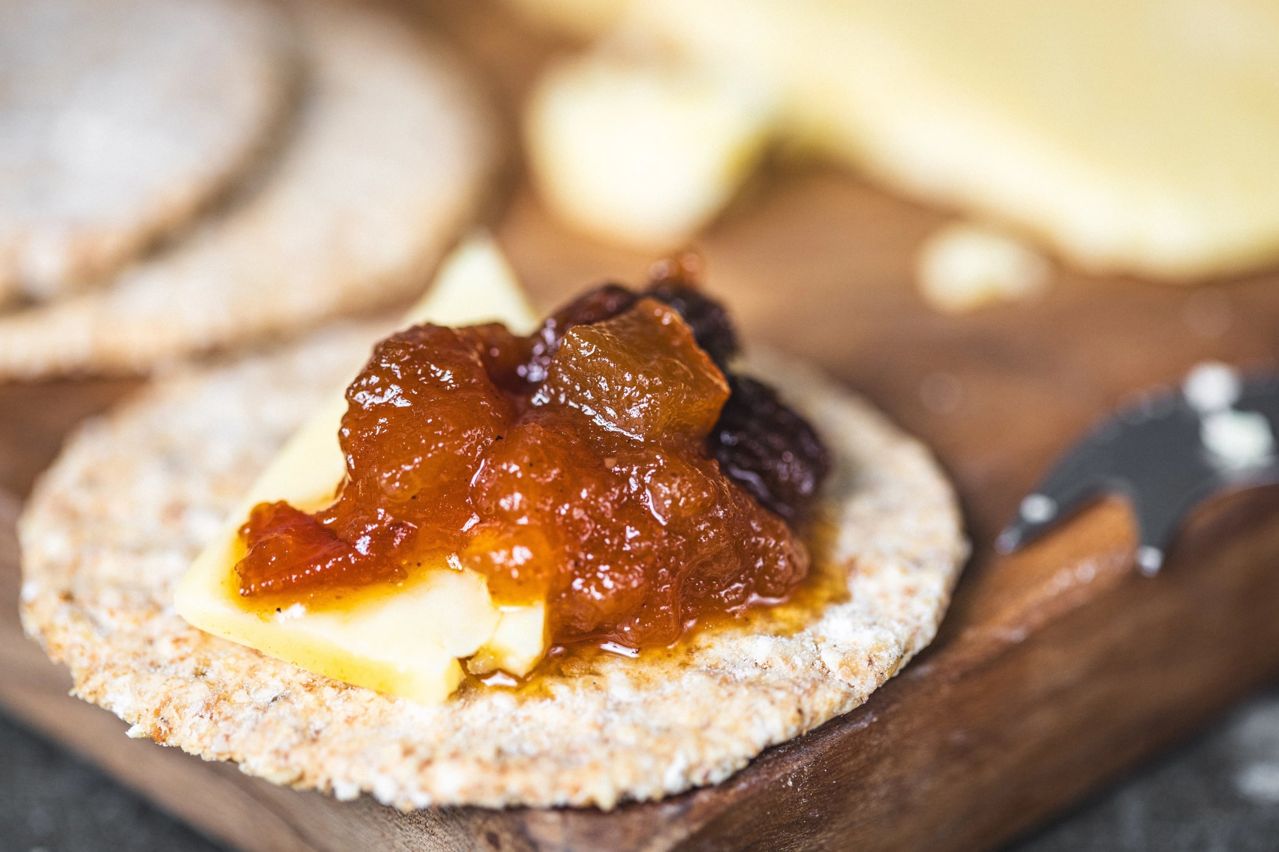 Organic Country Fruit Chutney 200g / Riverford