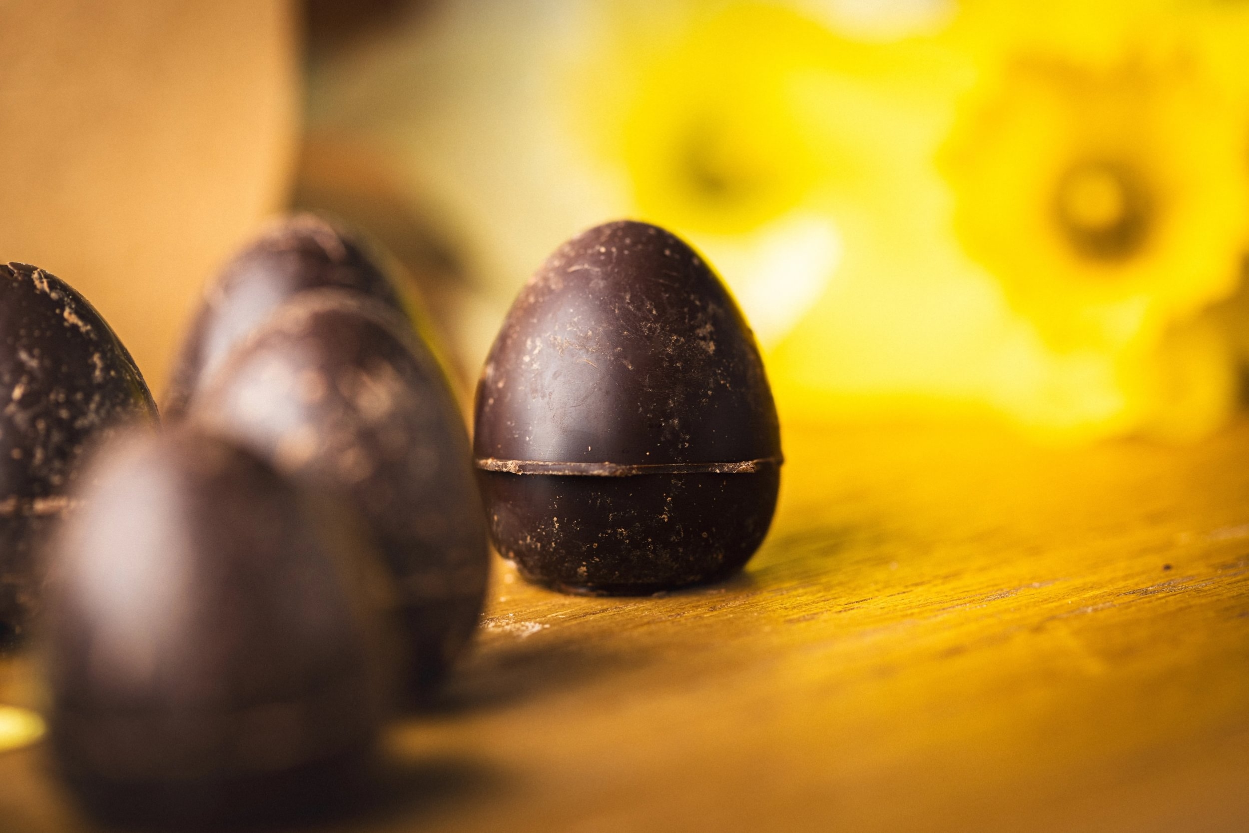 Organic Dark chocolate mini eggs 140g / Riverford