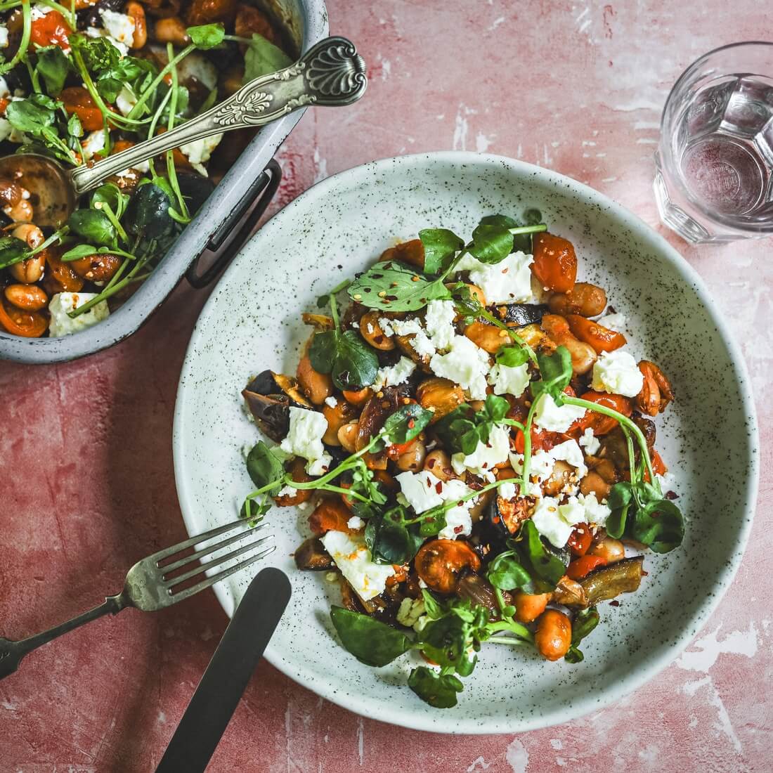 Organic Family vegetarian recipe box / Riverford