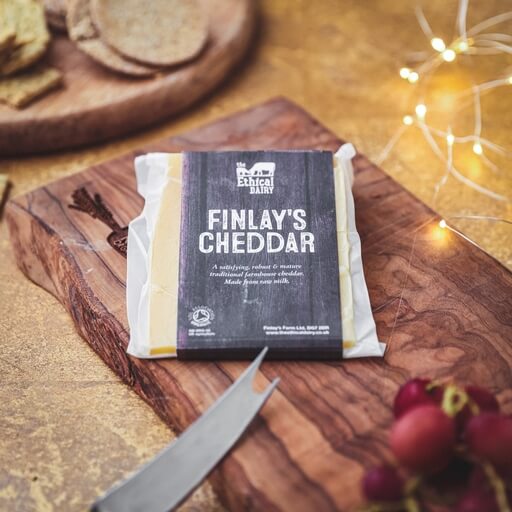 Organic Ethical Dairy Finlay's Cheddar 200g / Riverford