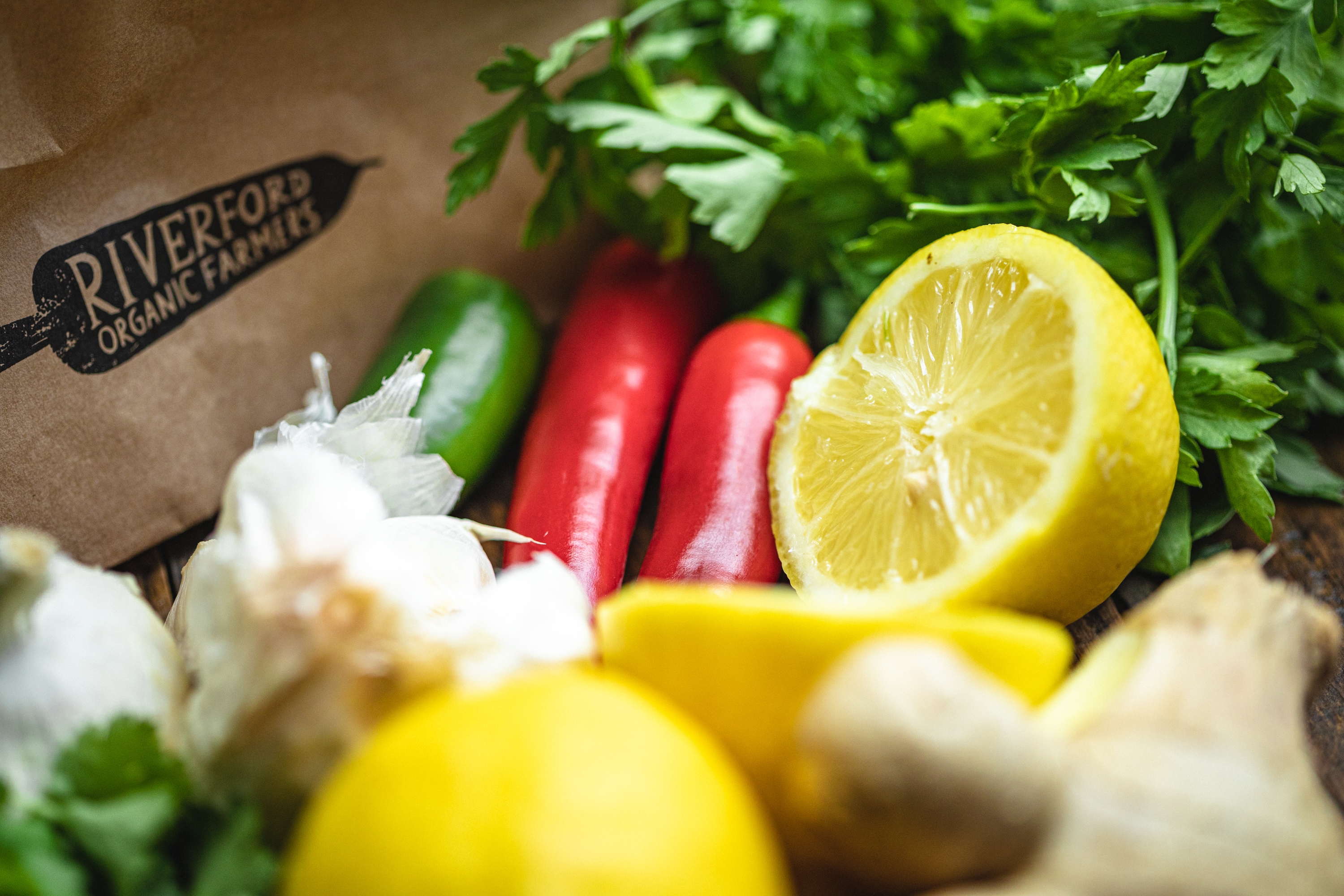 Organic Fresh essentials bundle / Riverford