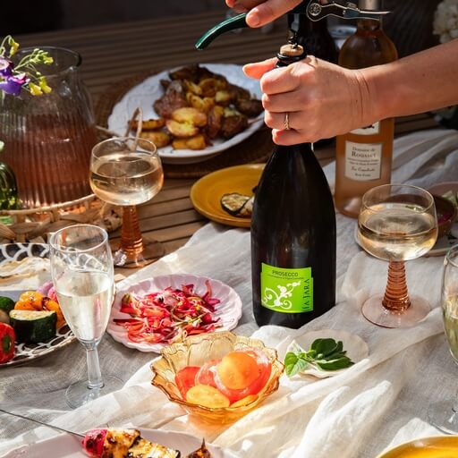 Organic La Jara Prosecco Frizzante 75cl / Riverford