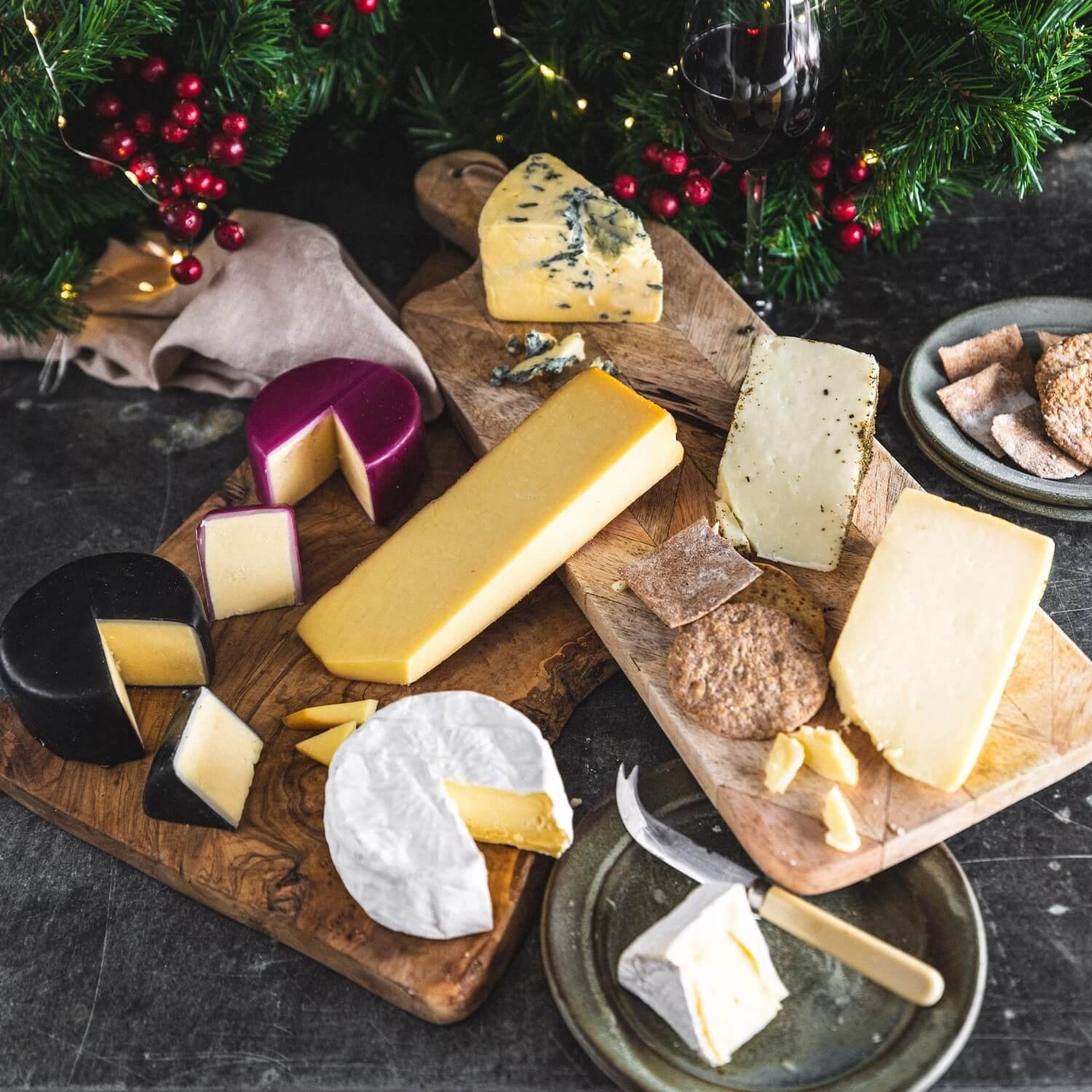 Organic Large British cheese box / Riverford