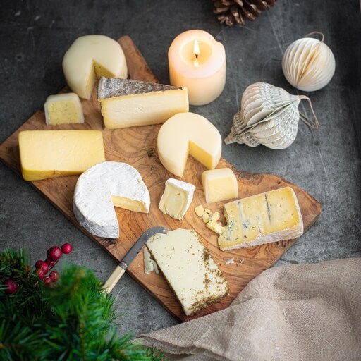 Organic Large British cheese box / Riverford