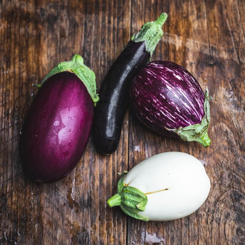 Organic Mini aubergines x4 / Riverford