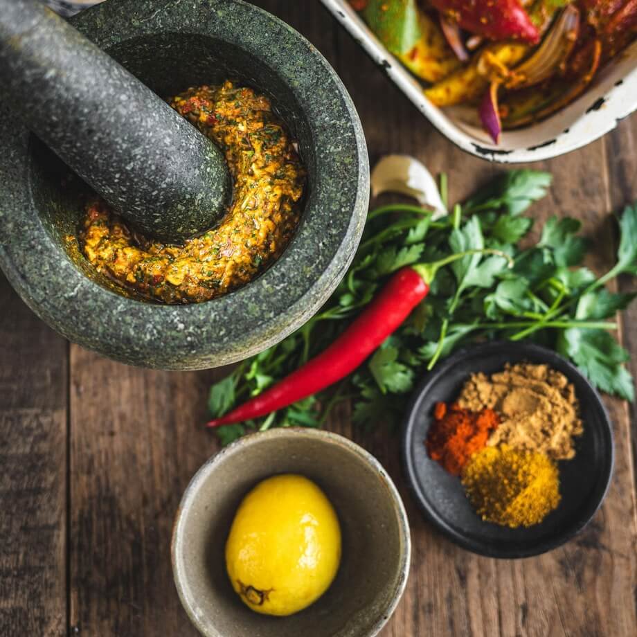 Organic Moroccan-style BBQ marinade kit / Riverford