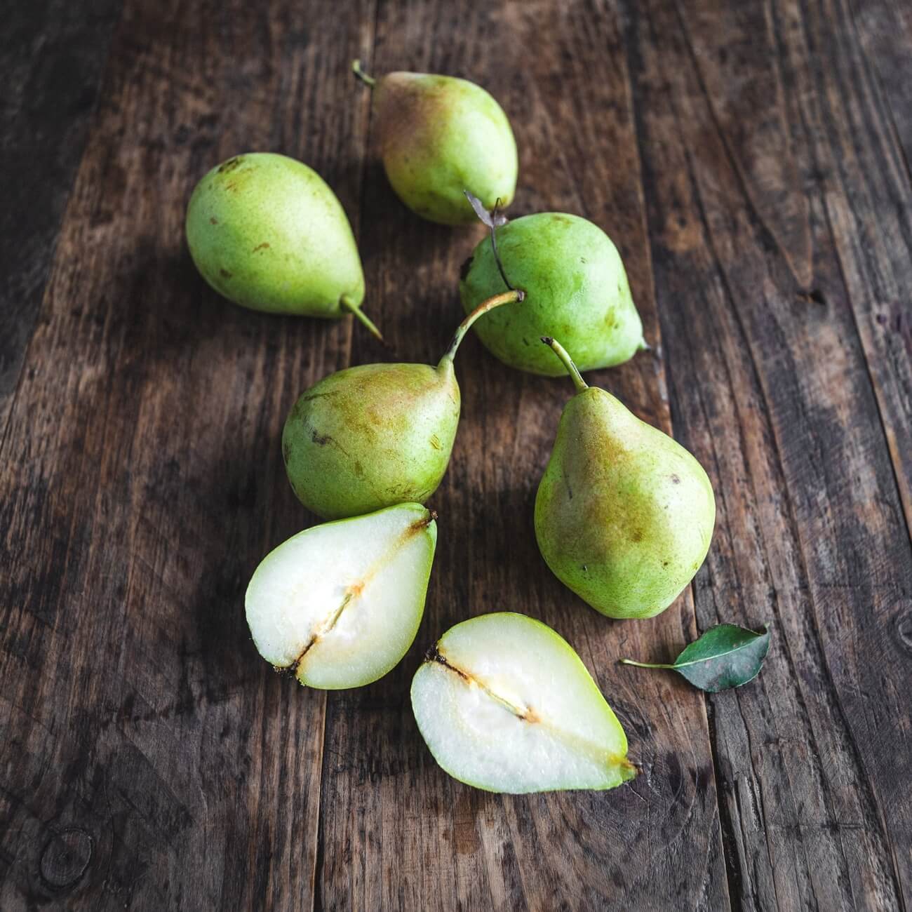 Organic Guyot pears 750g / Riverford