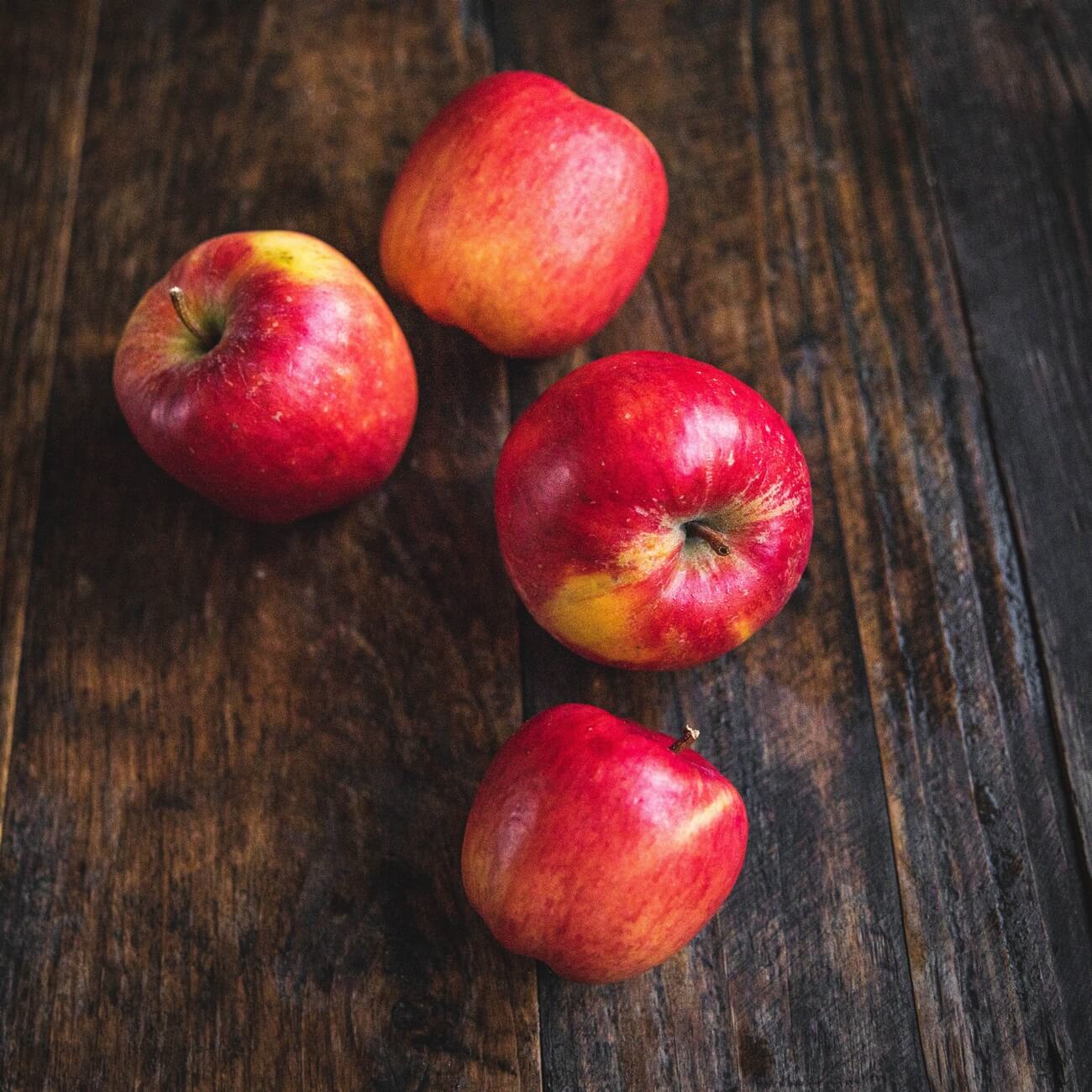 Organic Aria apples 750g / Riverford