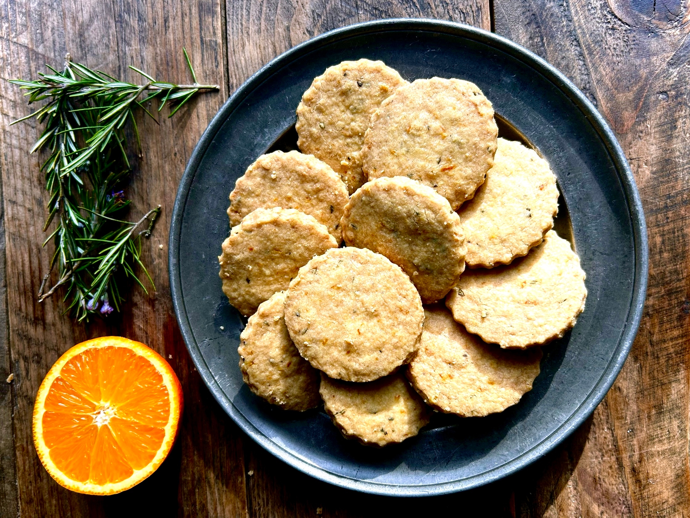 Rosemary and orange shortbread recipe / Riverford