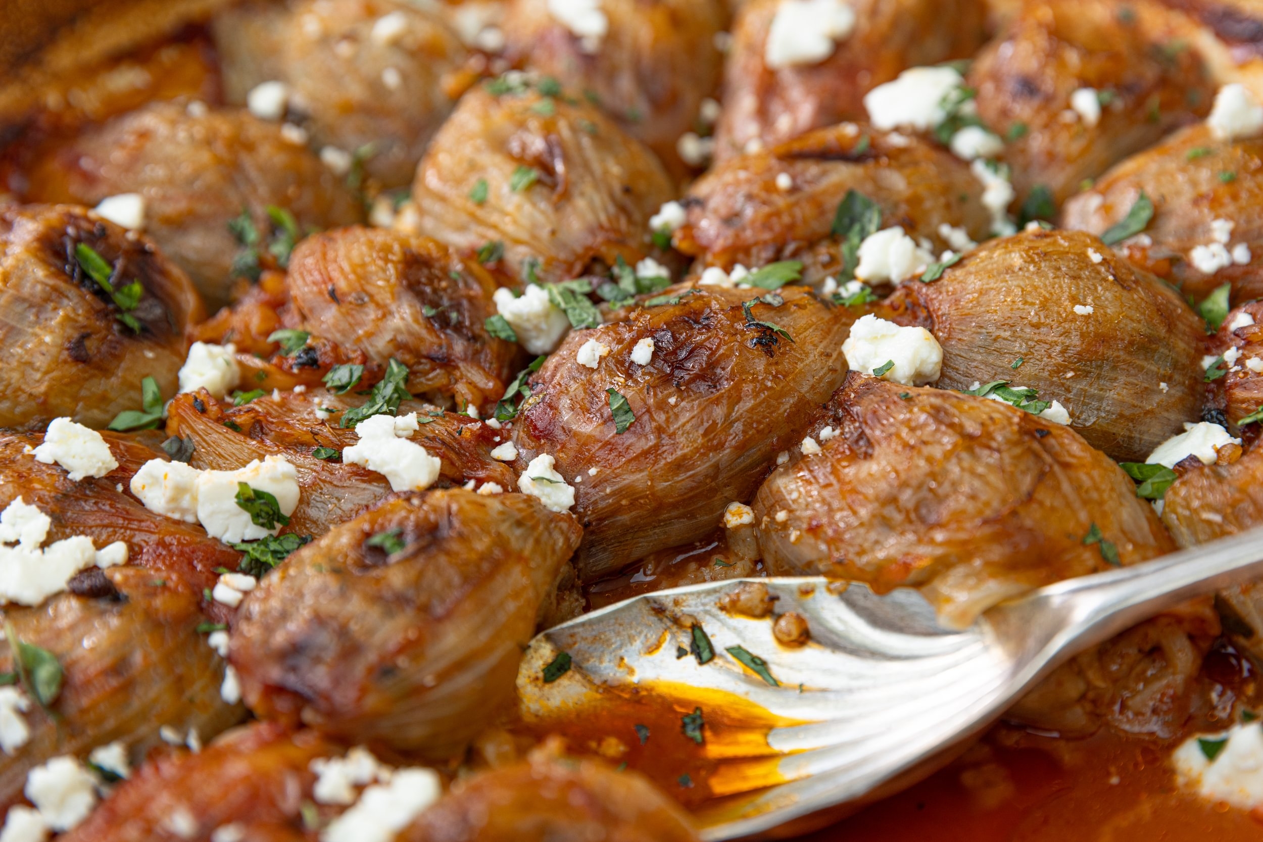 Greek stuffed onions recipe / Riverford