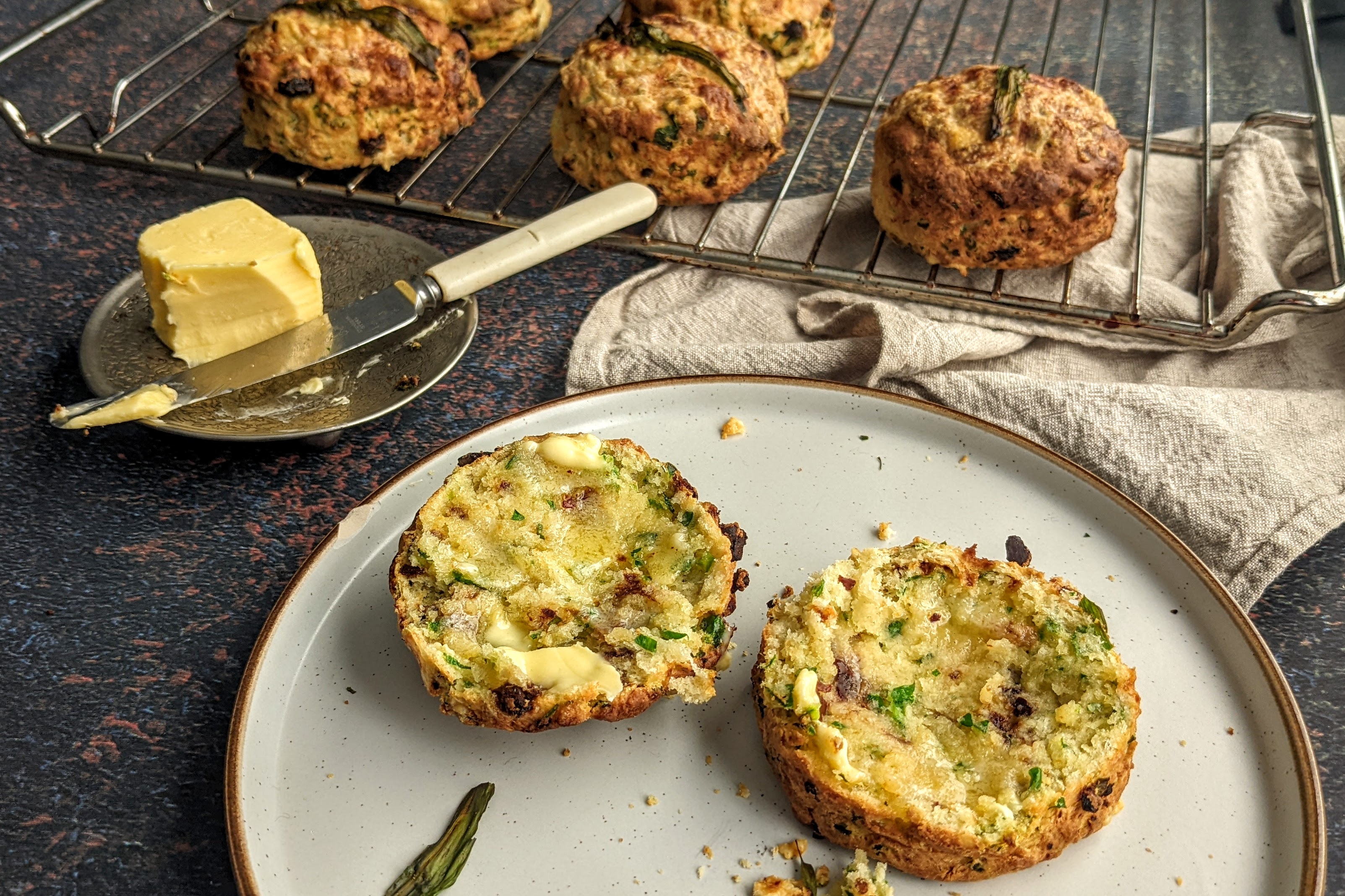 Wild garlic and smoked cheddar scones recipe / Riverford