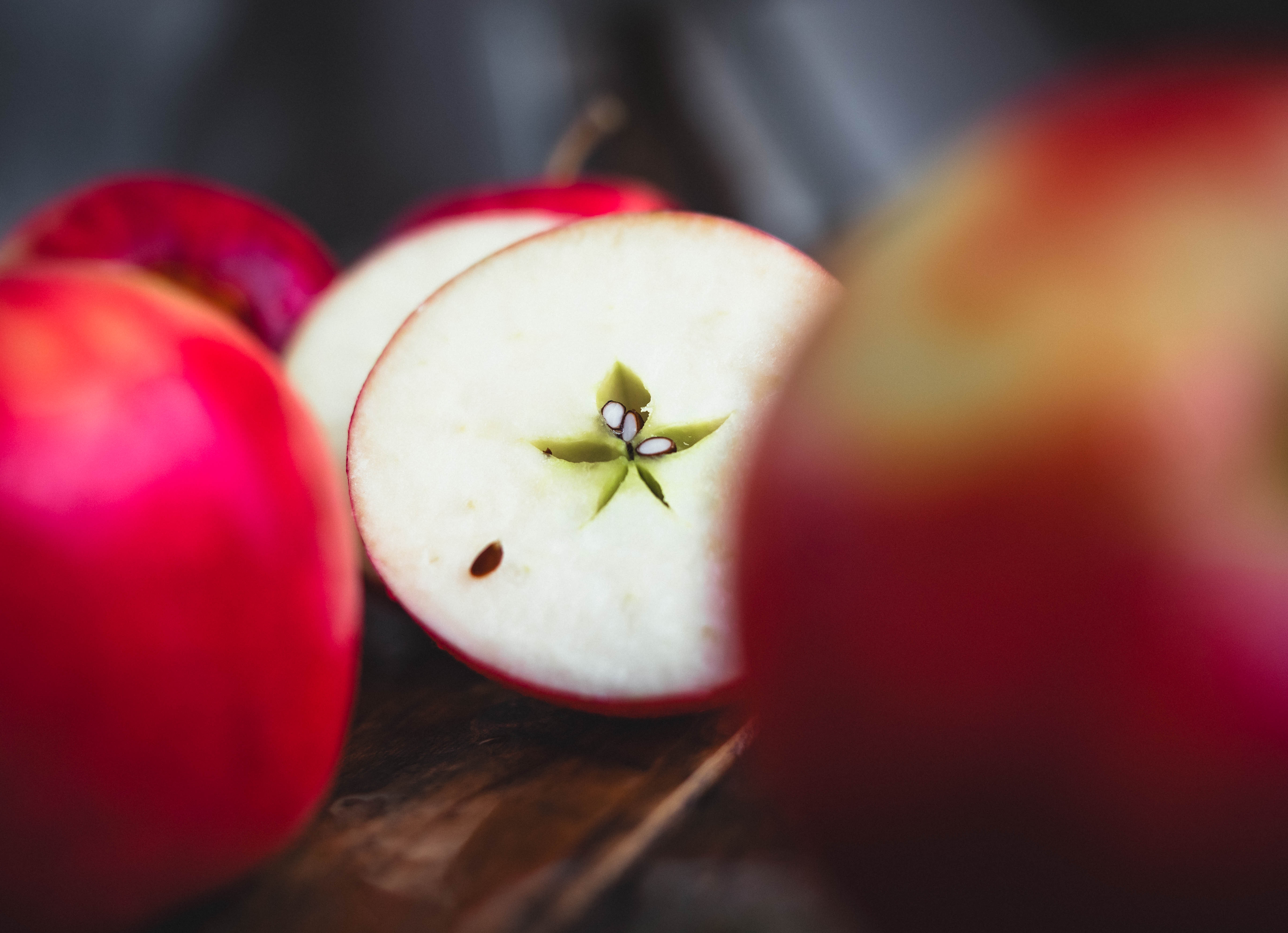 Organic Julia apples 750g / Riverford