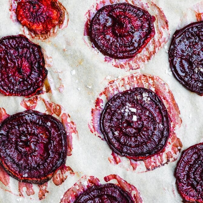 Baked beetroot crisps recipe / Riverford