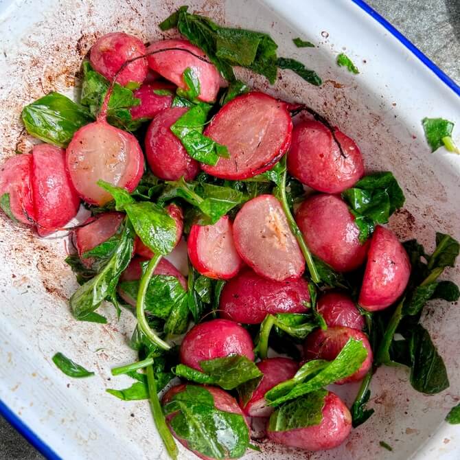 Roasted radishes recipe / Riverford