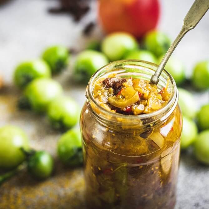 Green tomato chutney recipe / Riverford