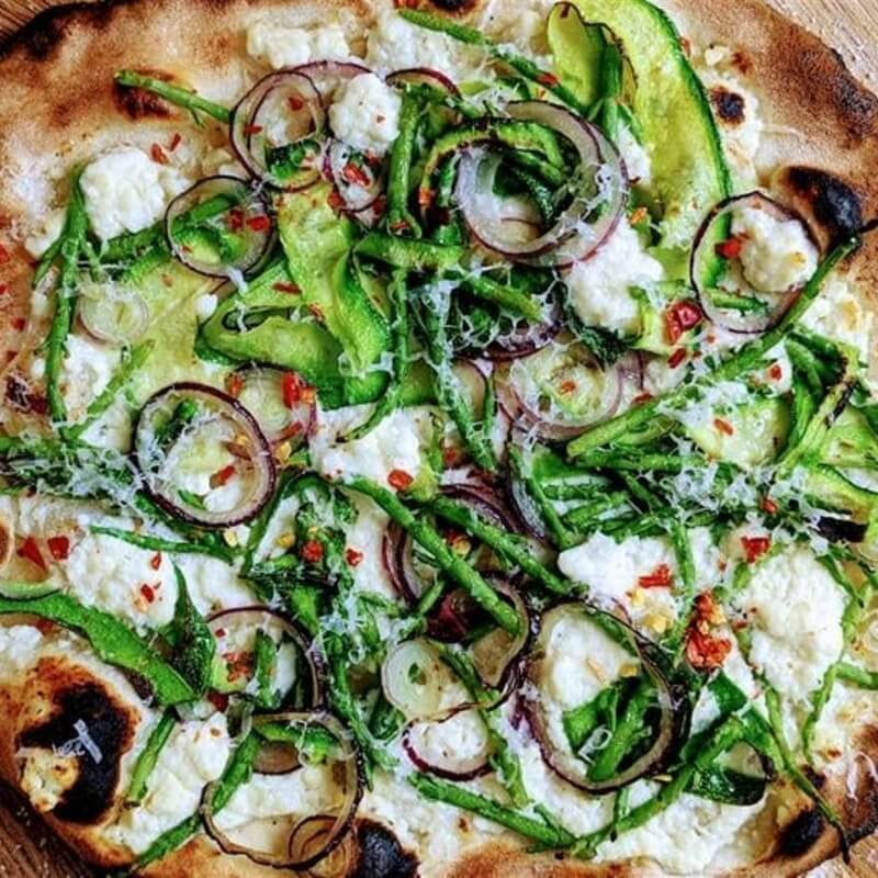 Samphire & courgette pizza recipe / Riverford