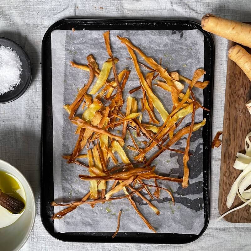 Oven baked parsnip crisps recipe / Riverford