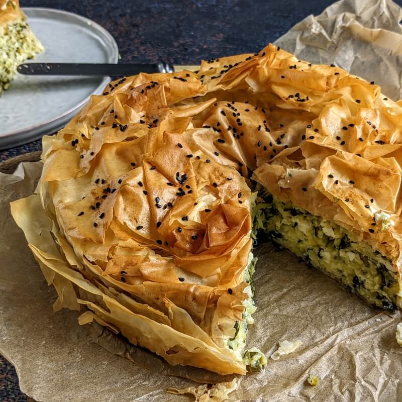 Courgette filo pie (Kolokythopita) recipe / Riverford