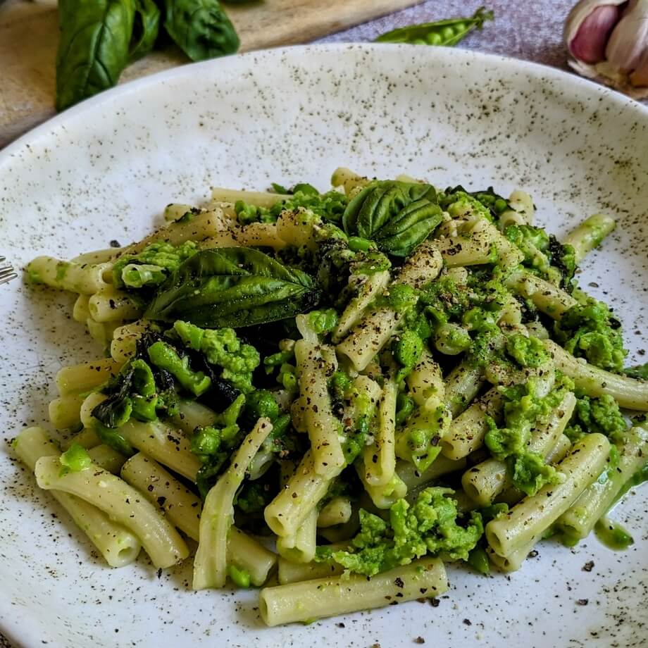 Cime di rapa pasta recipe / Riverford