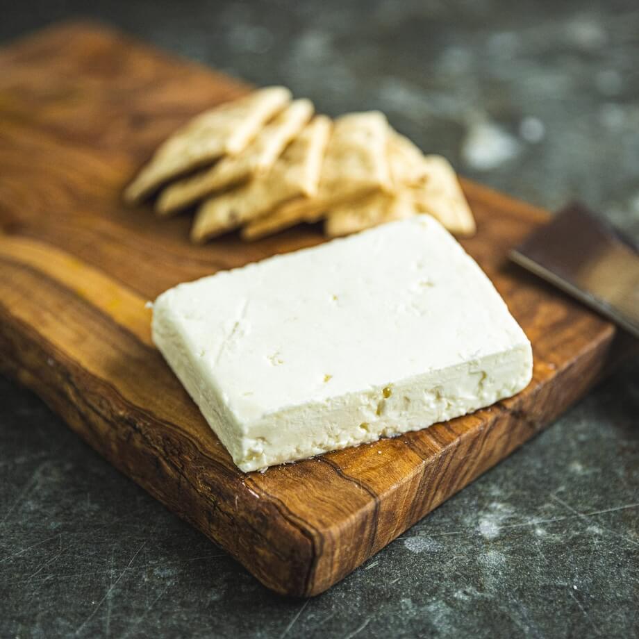 Organic Medita cow's cheese 125g / Riverford