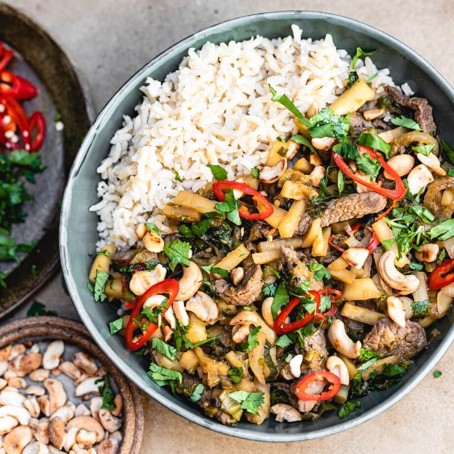 Spiced Tarka Cashew & Cabbage Stir-fry recipe / Riverford