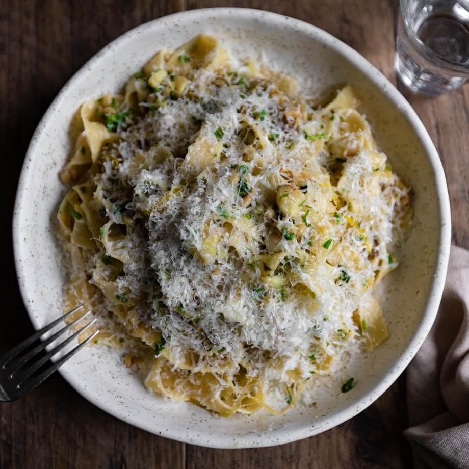 Leek, cheese and herb suet pudding recipe / Riverford