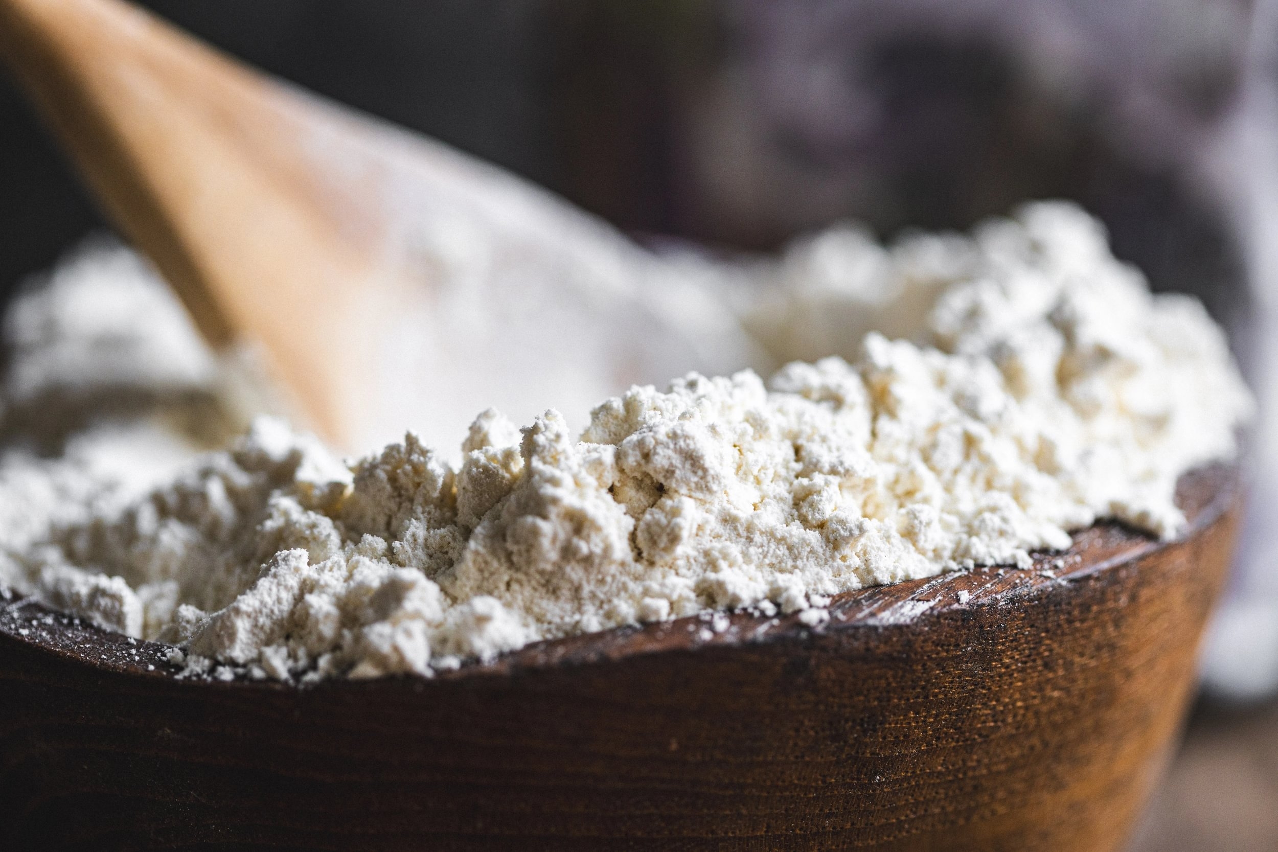 Organic Soft cake & pastry plain white flour 1kg / Riverford