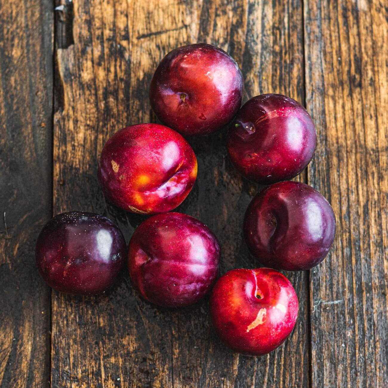 Organic Plums 400g / Riverford