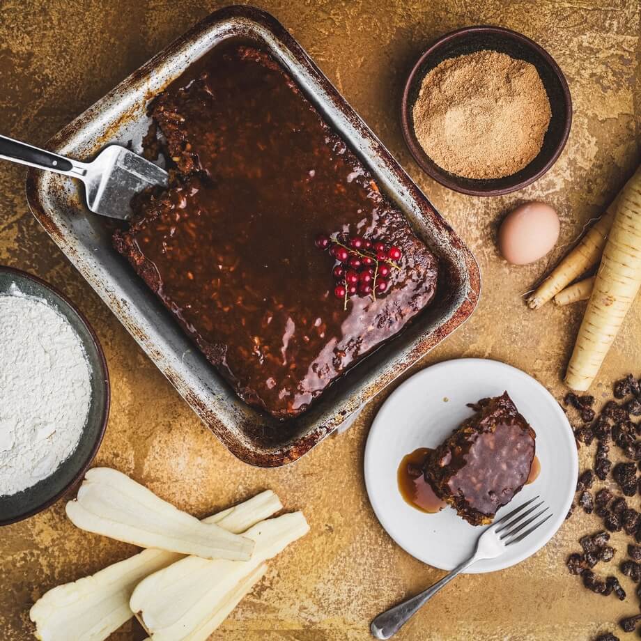 Organic Sticky toffee pudding kit / Riverford