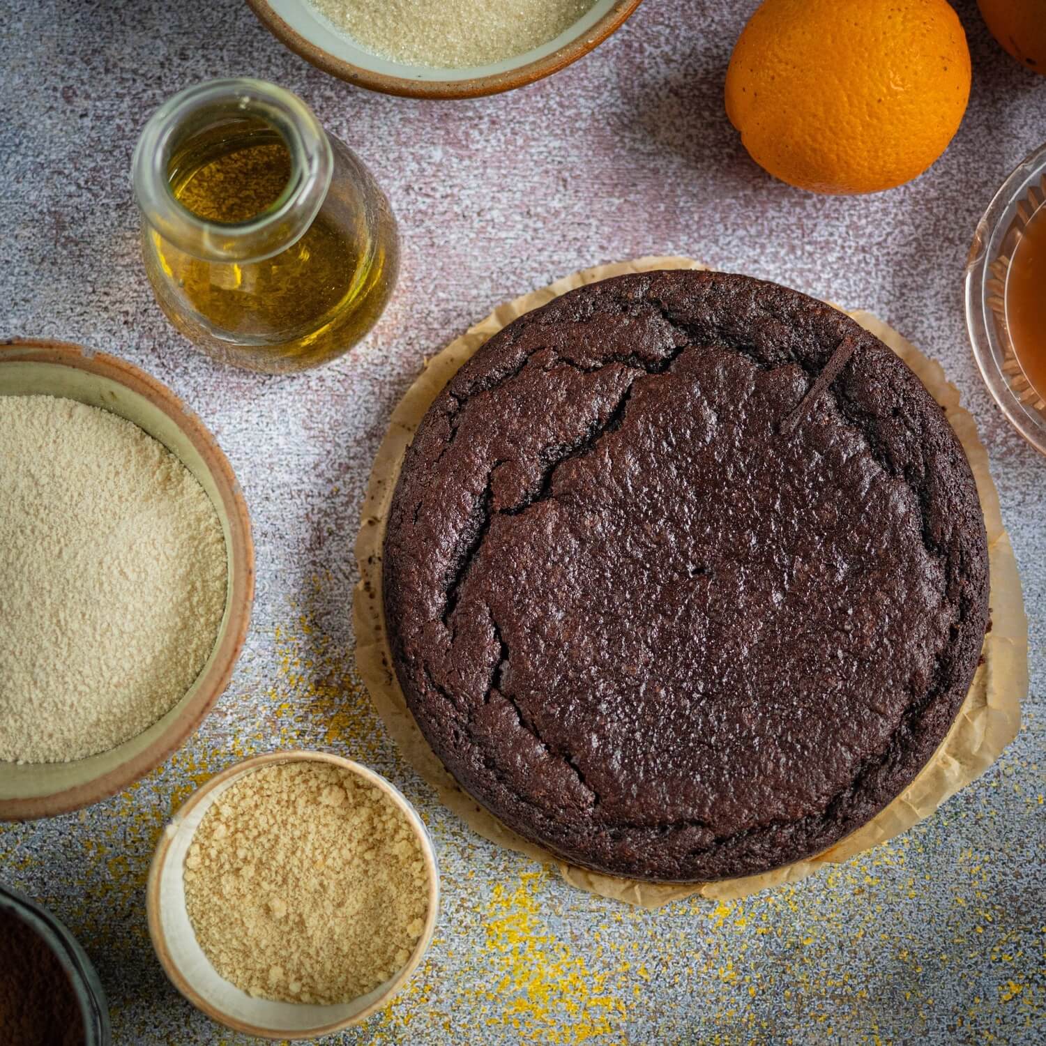 Organic Orange, chocolate & olive oil vegan torte kit / Riverford
