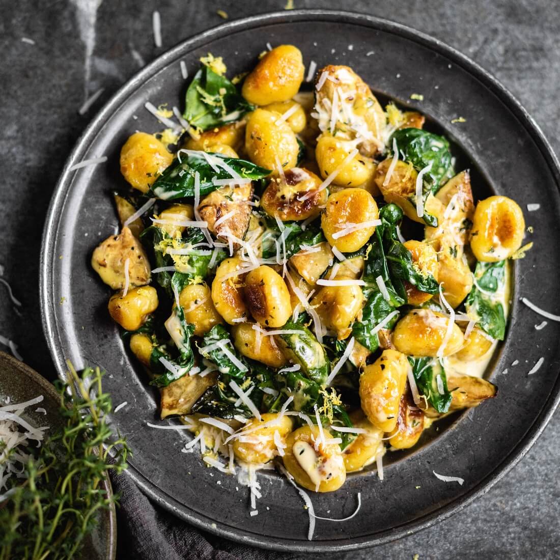 Organic Vegetarian recipe box / Riverford